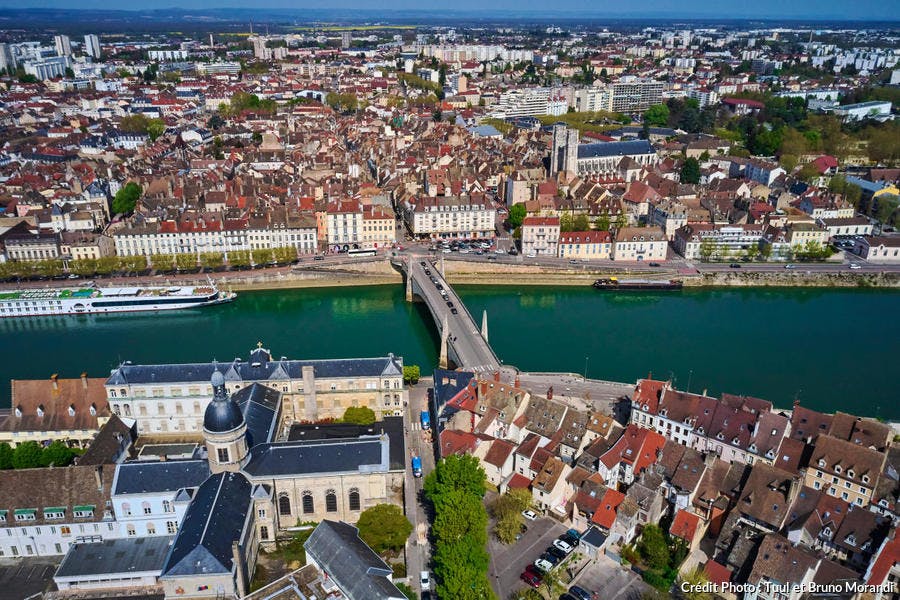 Détours en France I Découvrez Chalon-sur-Saône